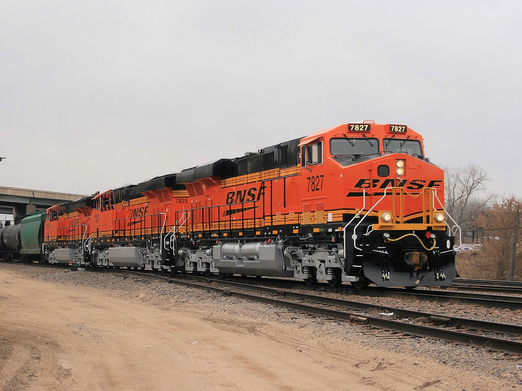 BNSF 7827
